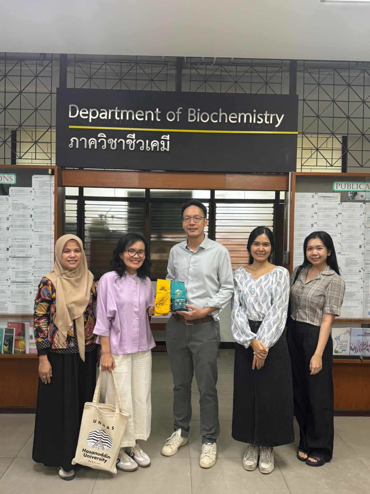 Kunjungan Kemitraan Fakultas Pertanian Universitas Hasanuddin ke Department of Biochemistry ...